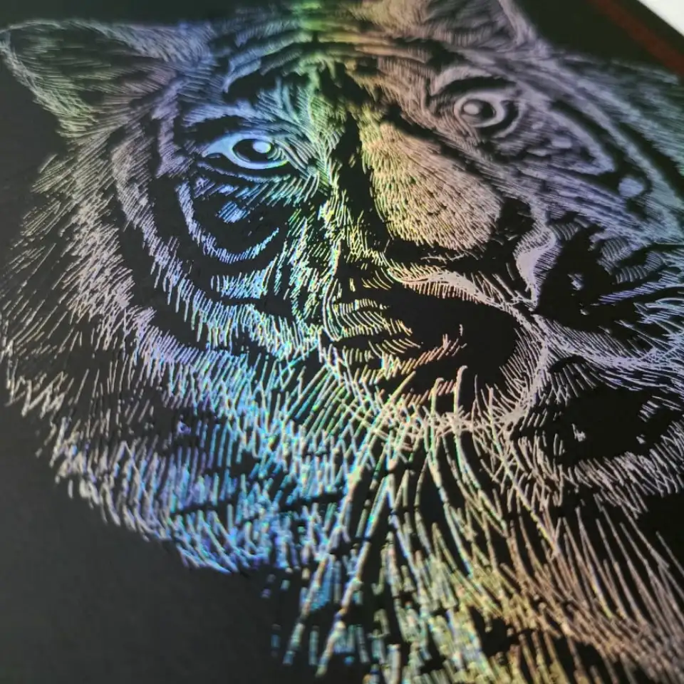 Perbedaan Hot Print dan Cold Foil: Mana yang Cocok untuk Produk Anda?